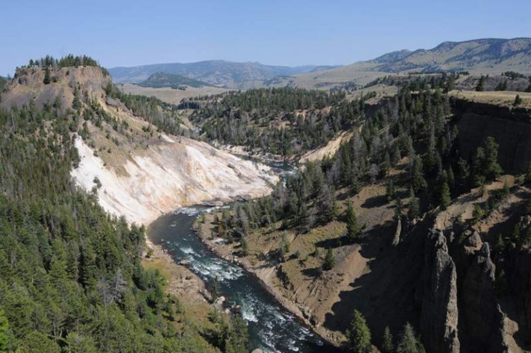 Two day Yellowstone tour from Bozeman - Yellowstone Tours
